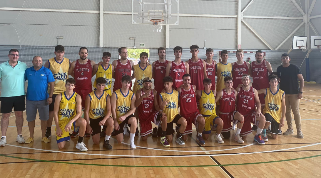 El CB Cantaires-Tortosa buscarà la victòria contra el Vendrell en la ...